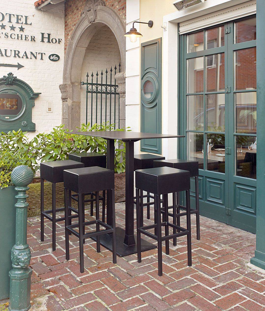 Outdoor-Barhocker für Gastronomie | GO IN