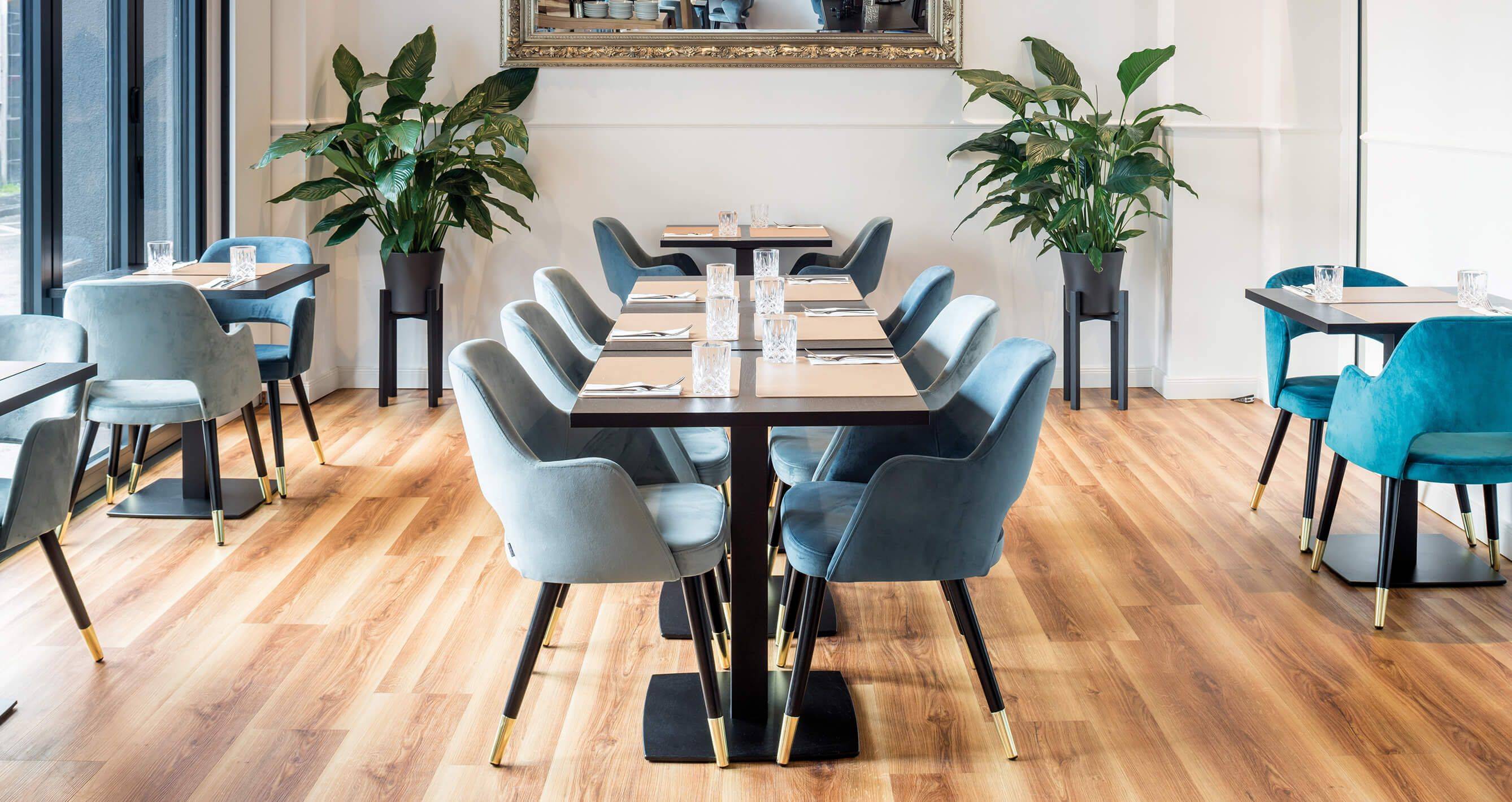 Referenz Möbel GO IN - Nikii's Steakhouse